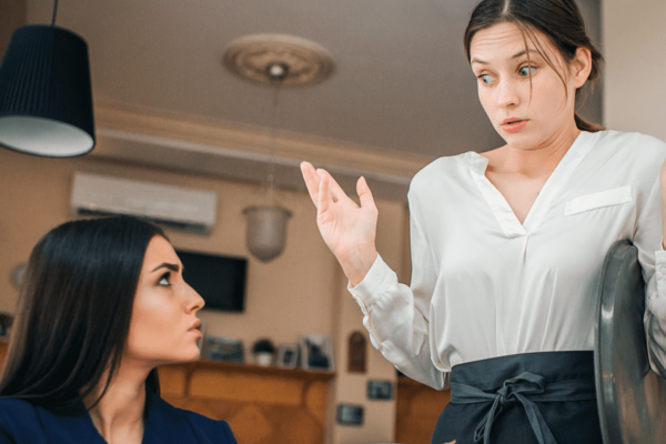 Cliente Insatisfeito - Eloisa Cola